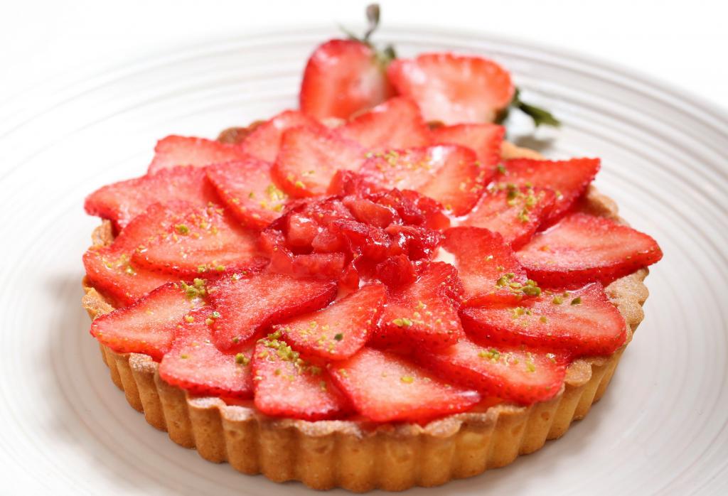 Café R&C x MYOC新甜品！自製博多甜王士多啤梨撻 | 港生活 - 尋找香港好去處